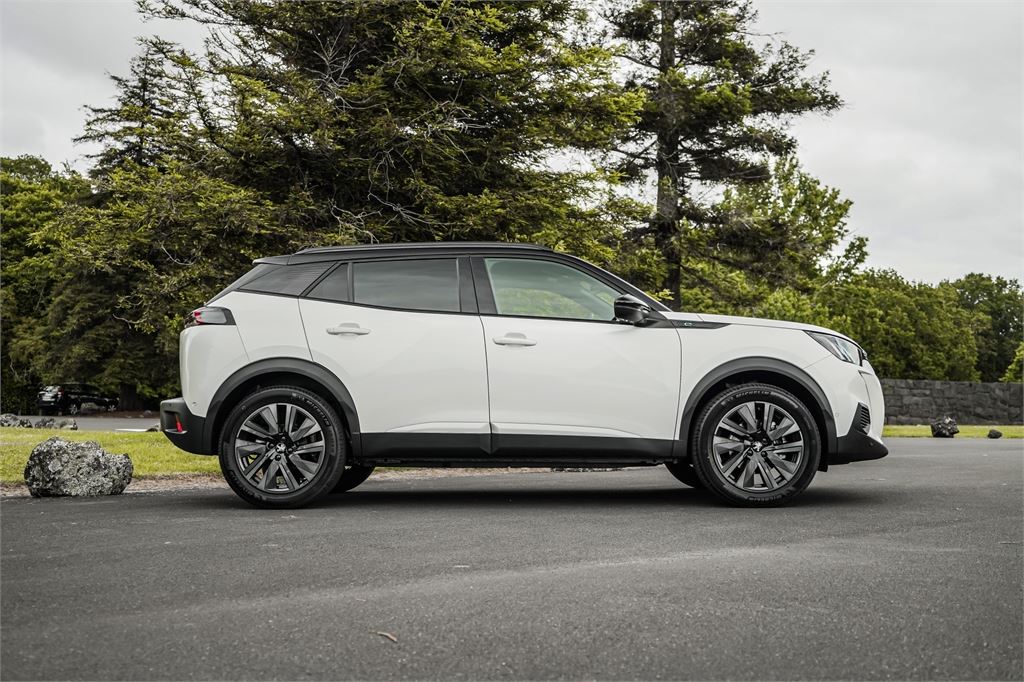Peugeot 2008 Gt Electric 50Kwh/Ev 2023 - Peugeot New Zealand