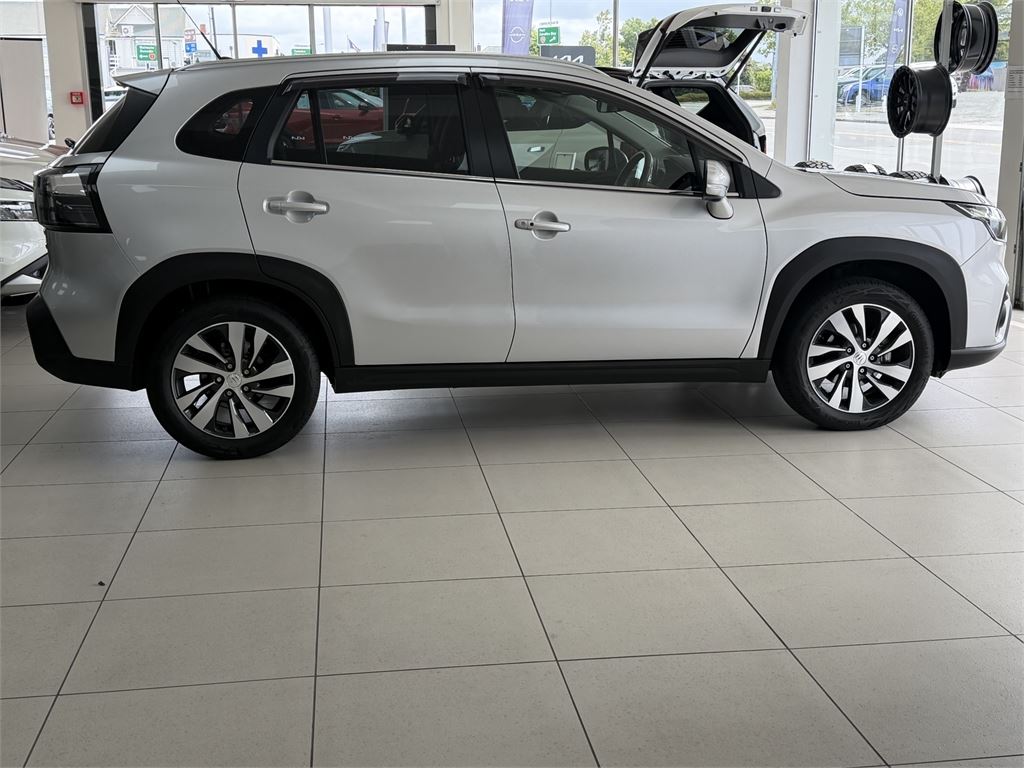 Suzuki S-Cross (MW) JLX Hybrid 2023 - Autoworld Timaru - Volkswagen Kia ...
