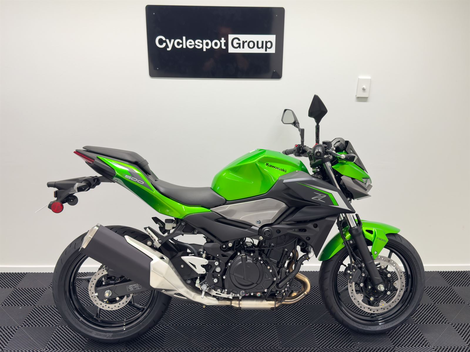 cars - Cyclespot Leading Motorcycle Dealership in Auckland North Shore