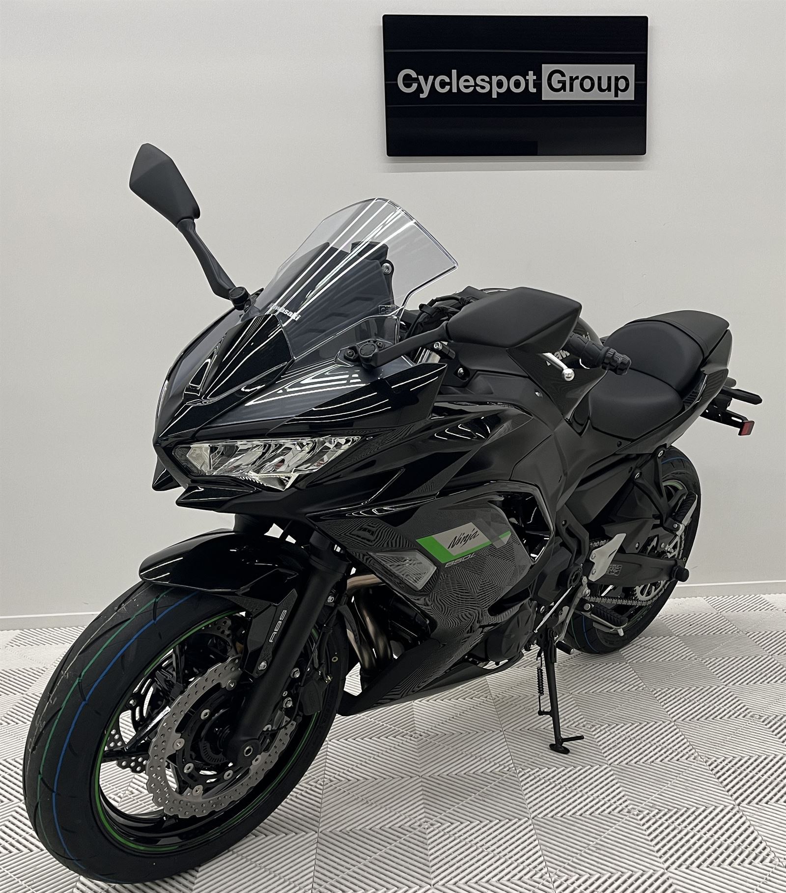 Kawasaki EX650 Ninja 650 - FULL POWER ,SAVE $1,250!!! 2025 - The best ...