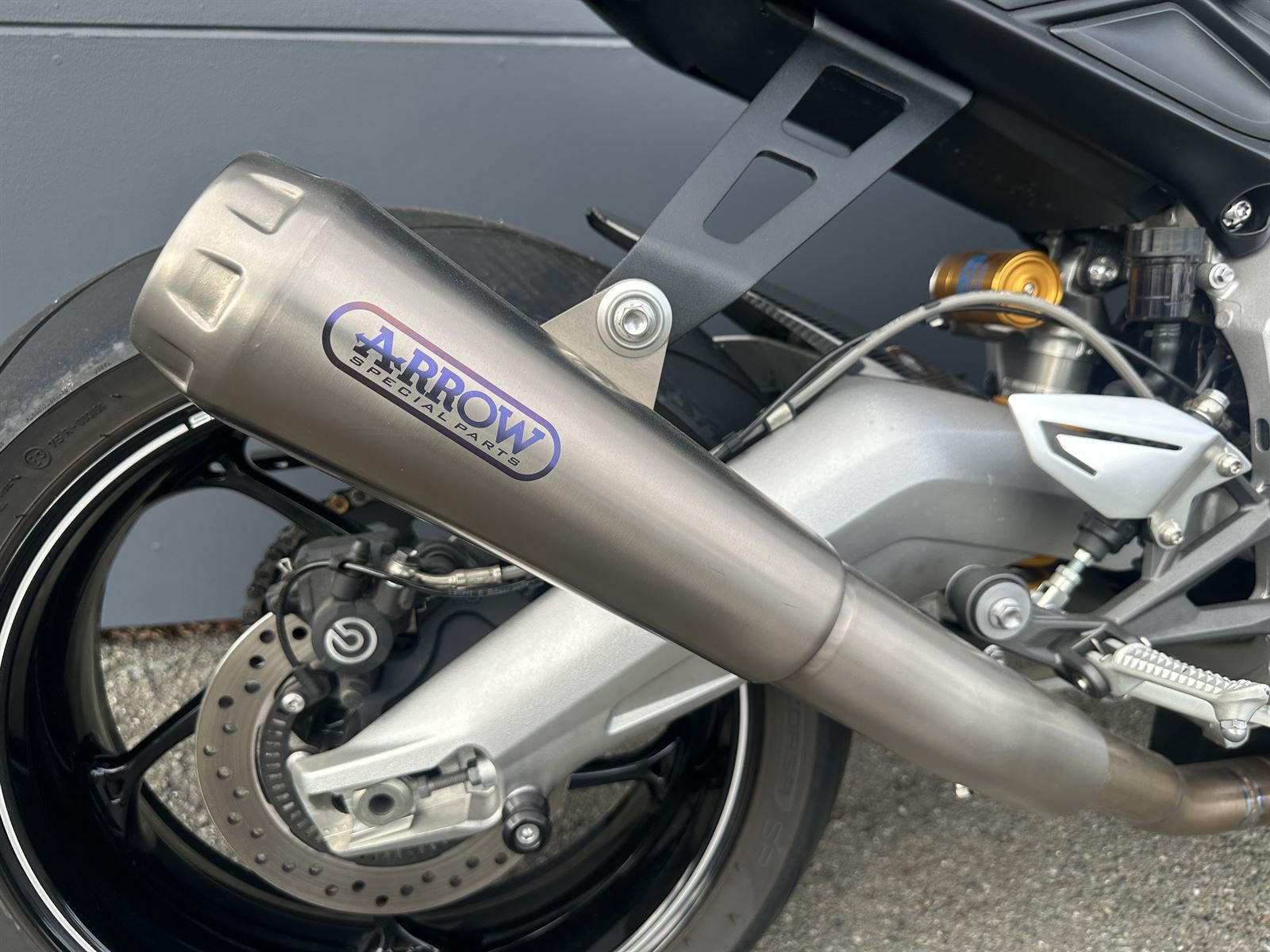 Triumph Daytona 765 Moto2 Limited Edition no. 741 2020 - FILCO Farm ...