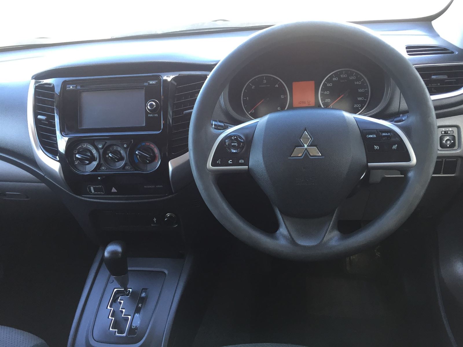 Mitsubishi Triton D/CAB GLXR 2017 - Lease Direct | Vehicle Leasing ...