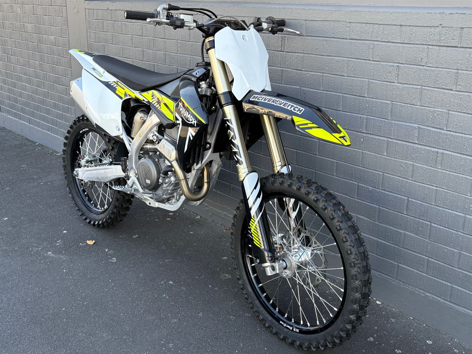 Triumph TF250X 2025 - McIver & Veitch Motorcycles - Harley Davidson ...