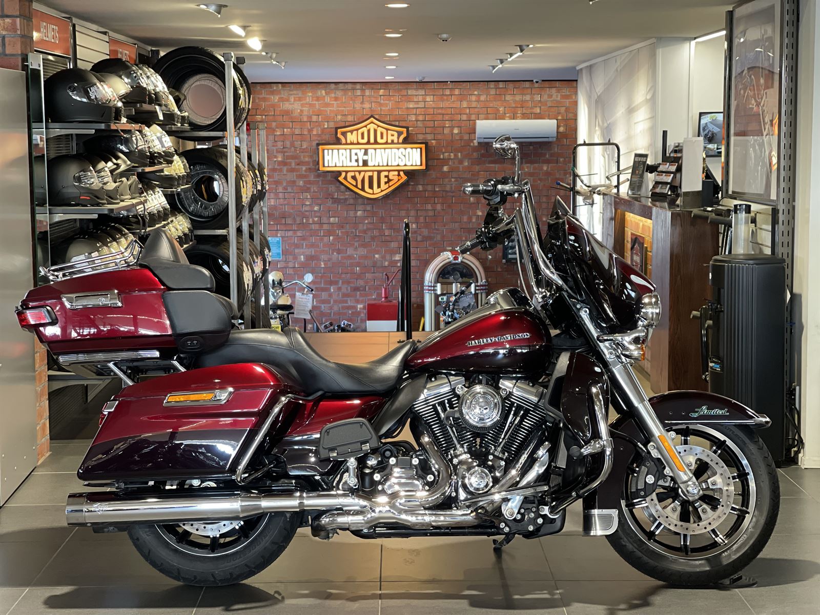 Harley Davidson Ultra Limited 2015 - Waikato's largest motorcycle ...